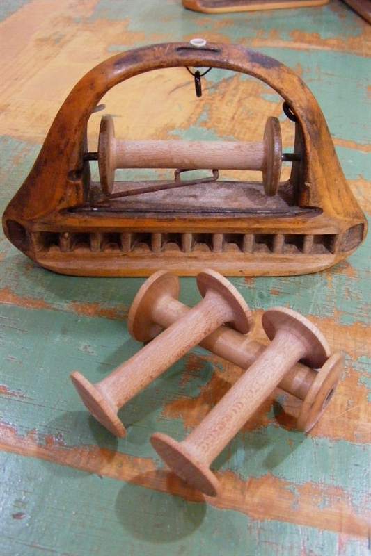 Tiny Vintage Wooden Bobbins