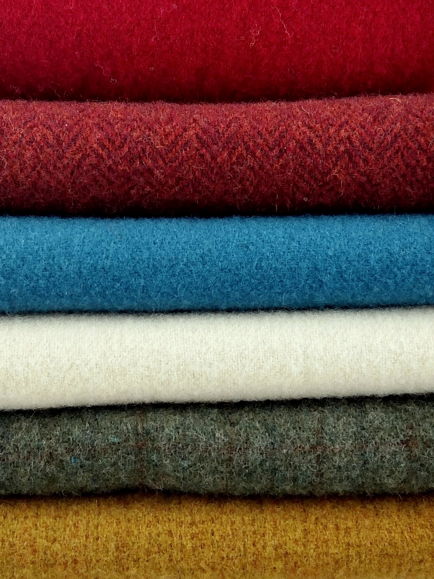 6 Country shades of Fat 1/8th Wool for Primitive Christmas designs.