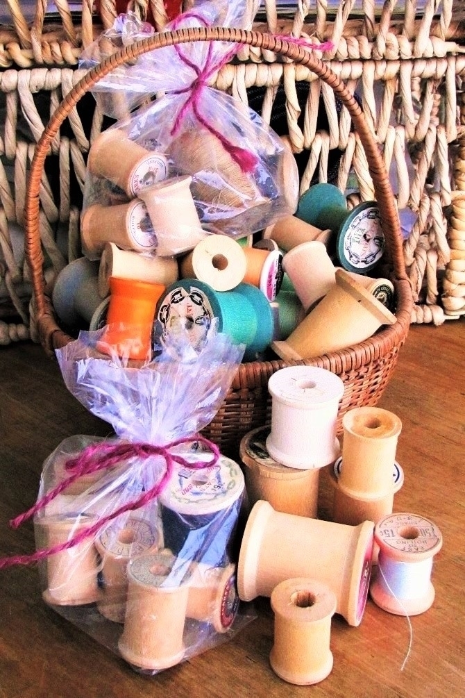 Spool Critters - Wool Applique Pattern - Shipped