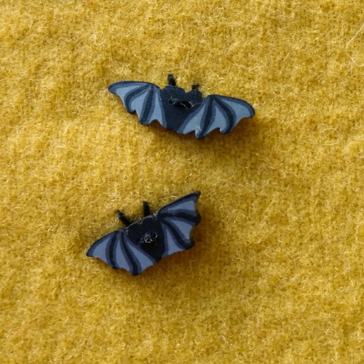 A spooky pair of flying Bats to add to your Handwork Projects for ...