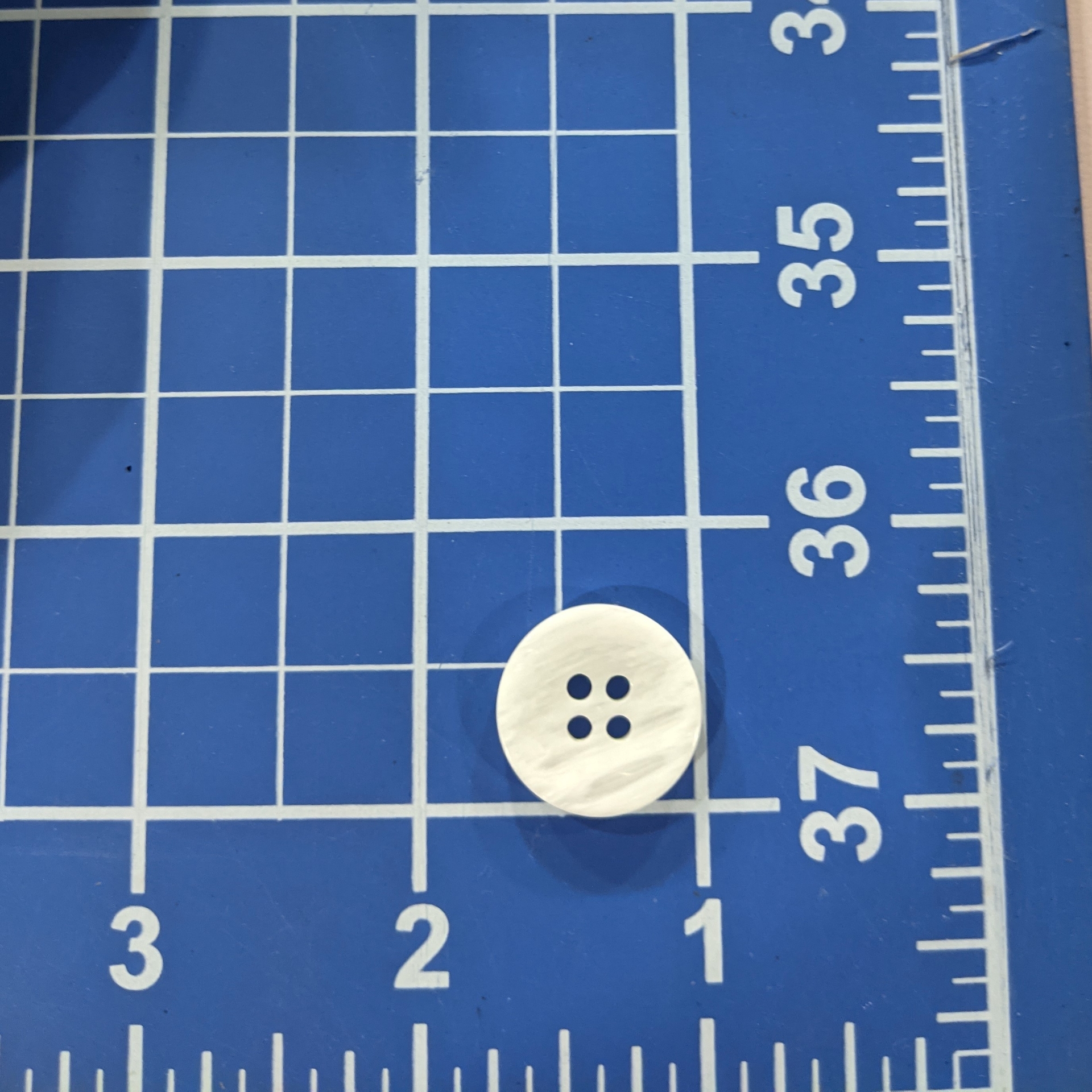 Ivory 4 Hole Buttons