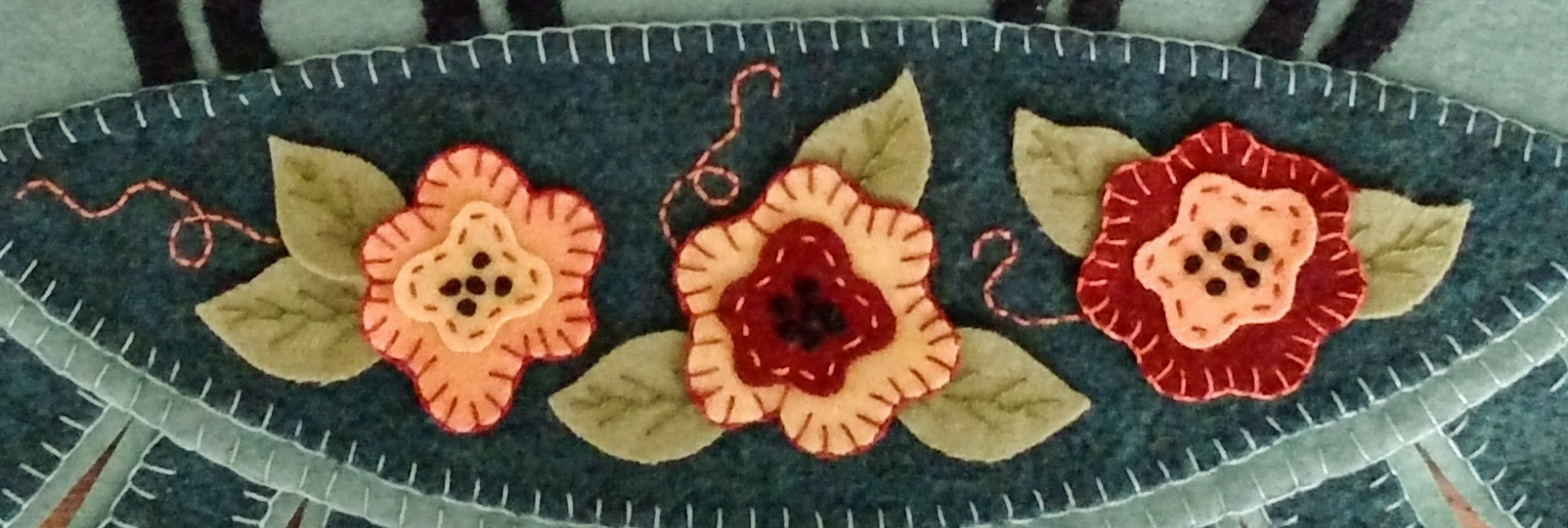 Woolen Love Table Topper - Wool Applique Pattern - Shipped