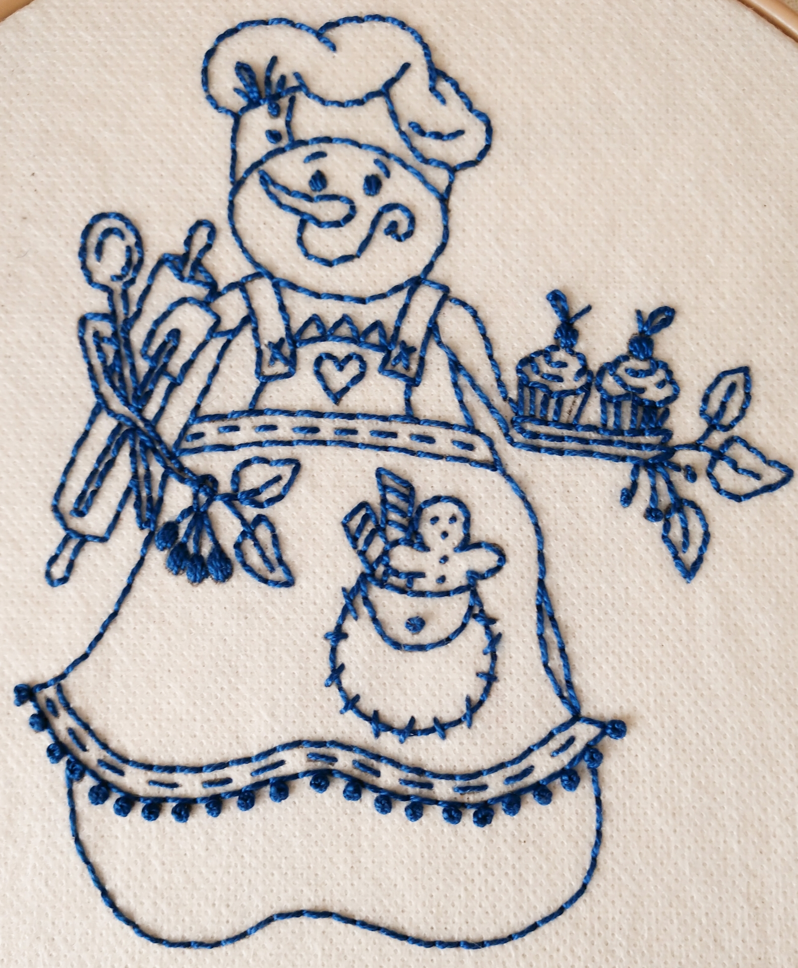 Snow Ladies - Machine Embroidery Pattern - Shipped