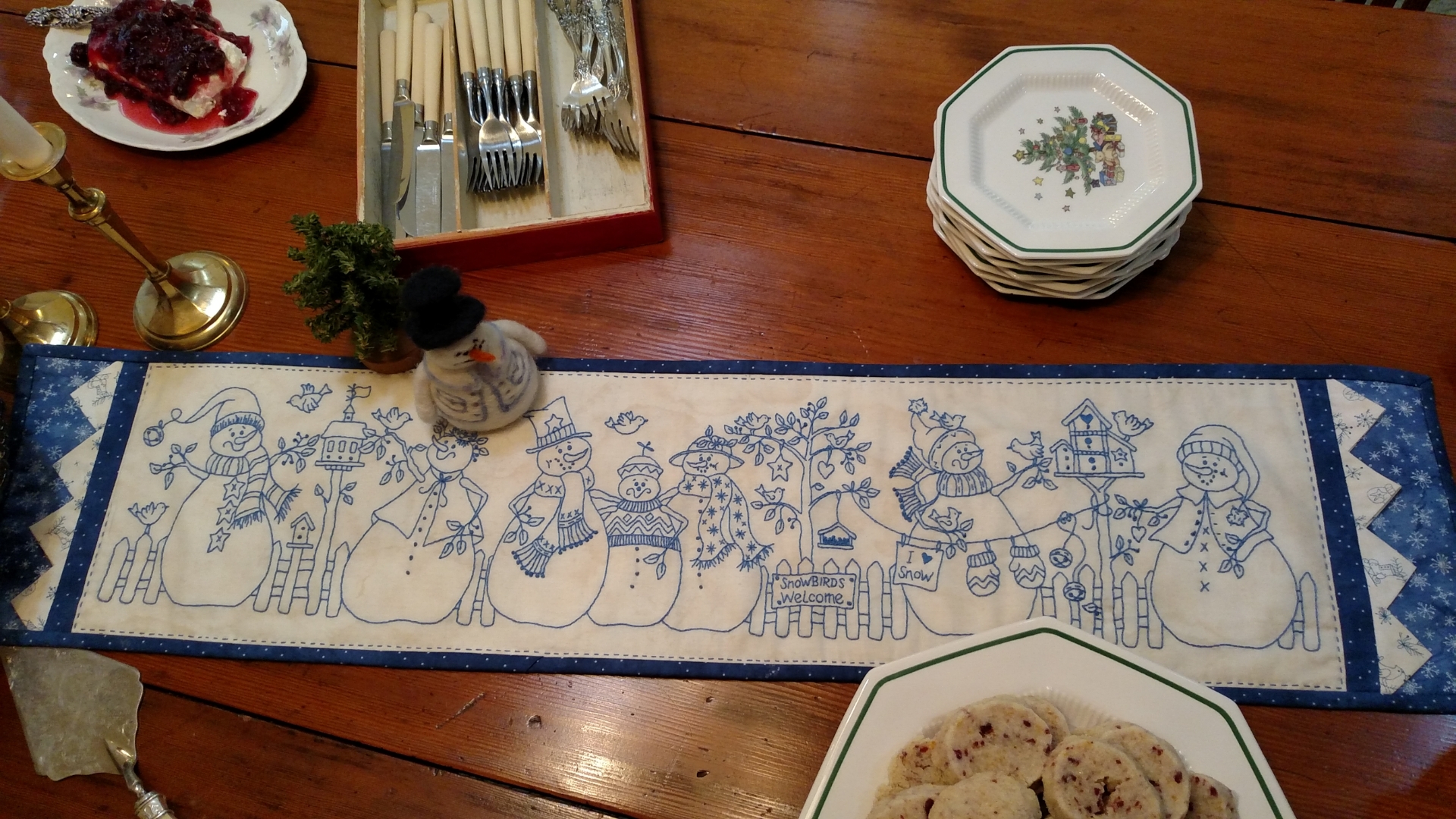 Yard of Snowmen - Hand Embroidery Pattern - Download