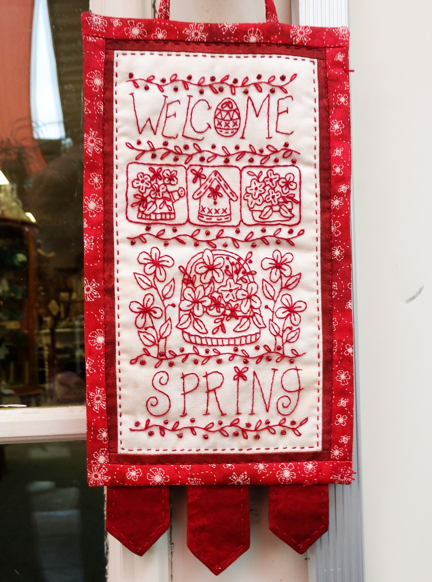 Welcome Spring Door Sign - Machine Embroidery Pattern - Download