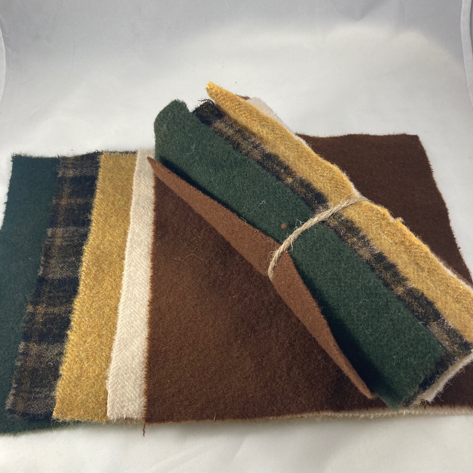 Hunting Lodge Felted Wool Bundle