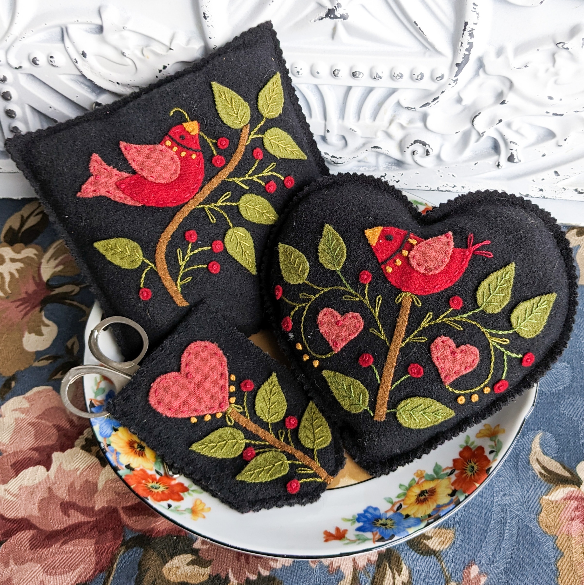 Americana Needlework Accessories - Wool Applique Pattern - Shipped