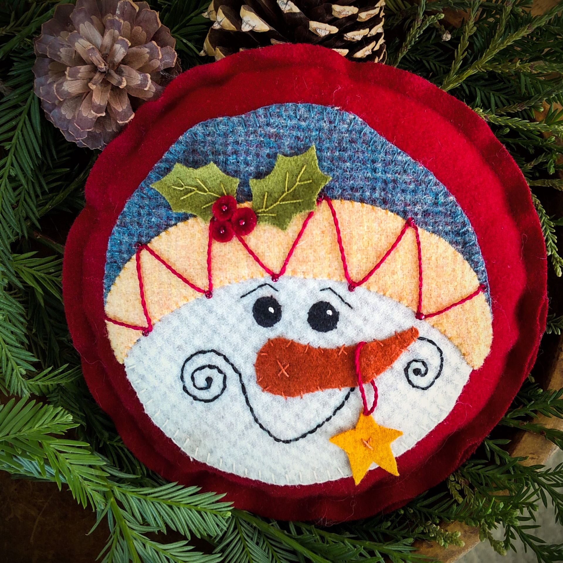 Santa & Snowman Pin Cushion - Wool Applique Pattern - Shipped