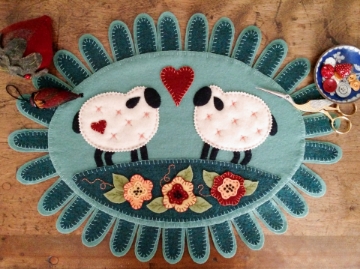 Wool Applique Designs, Patterns and Kits for Penny Rugs