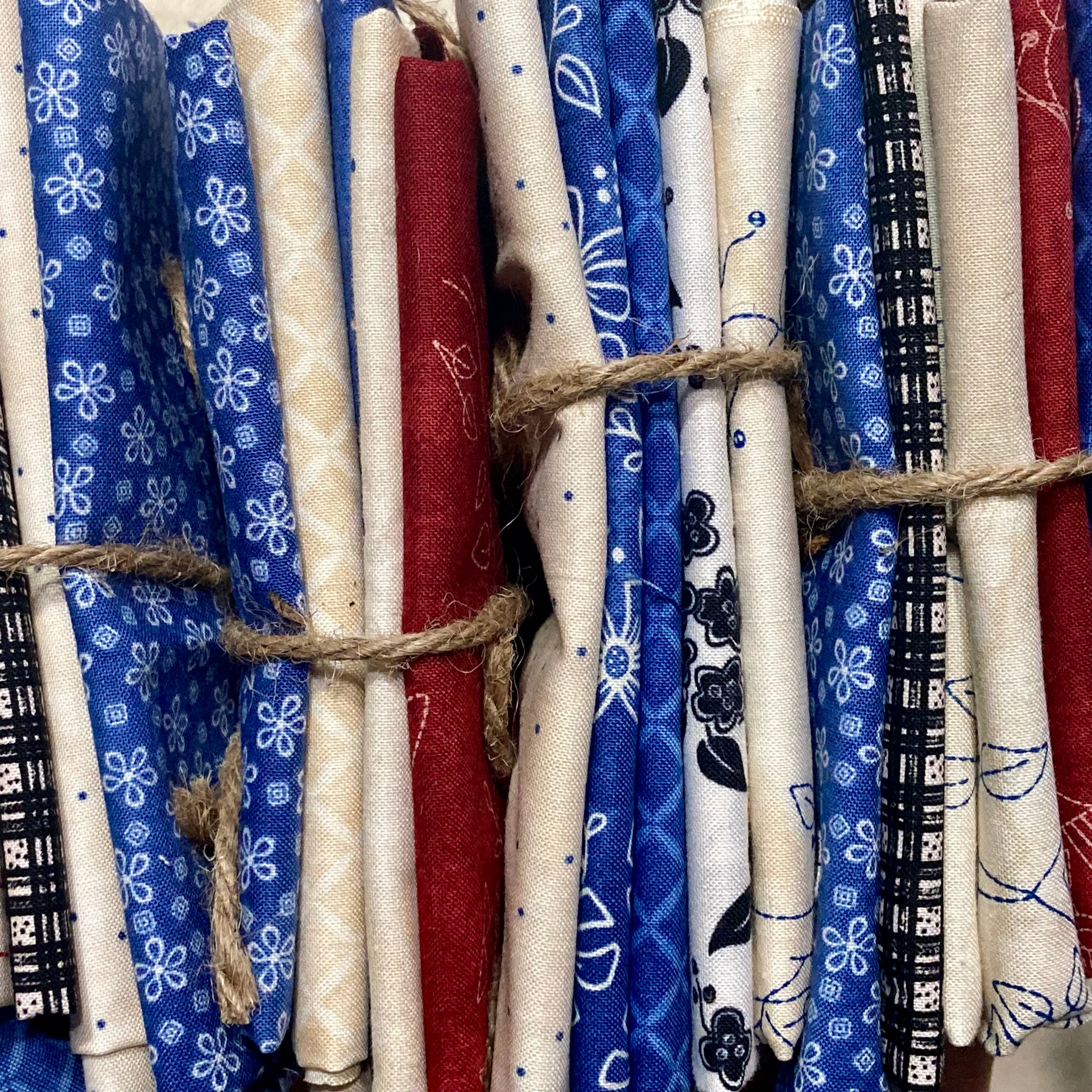 A Quilter's Garden Surprise Fat Quarter Pack