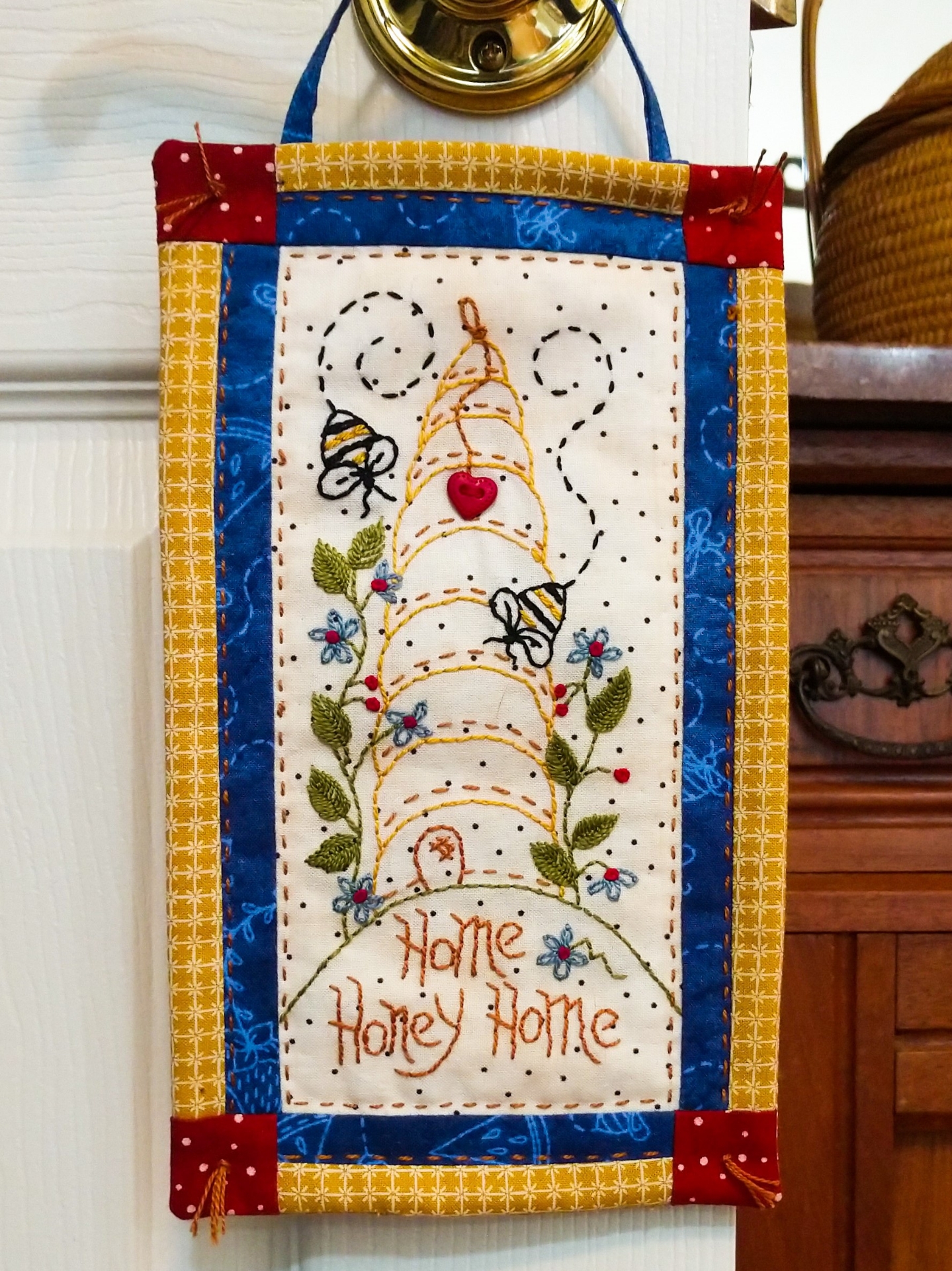 Home Honey Home - Hand Embroidery Pattern - Shipped