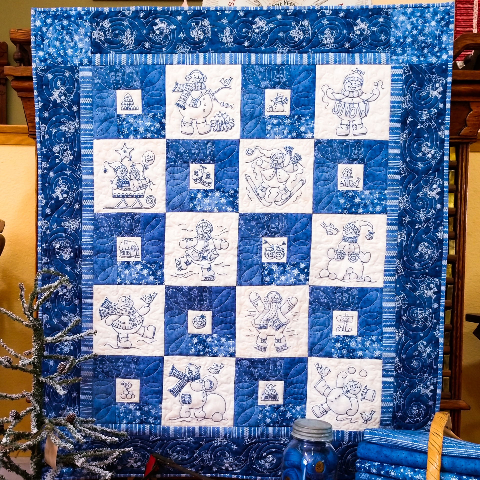 Frolicking Roly-Poly Snowmen Quilt - BBD No-Trace
