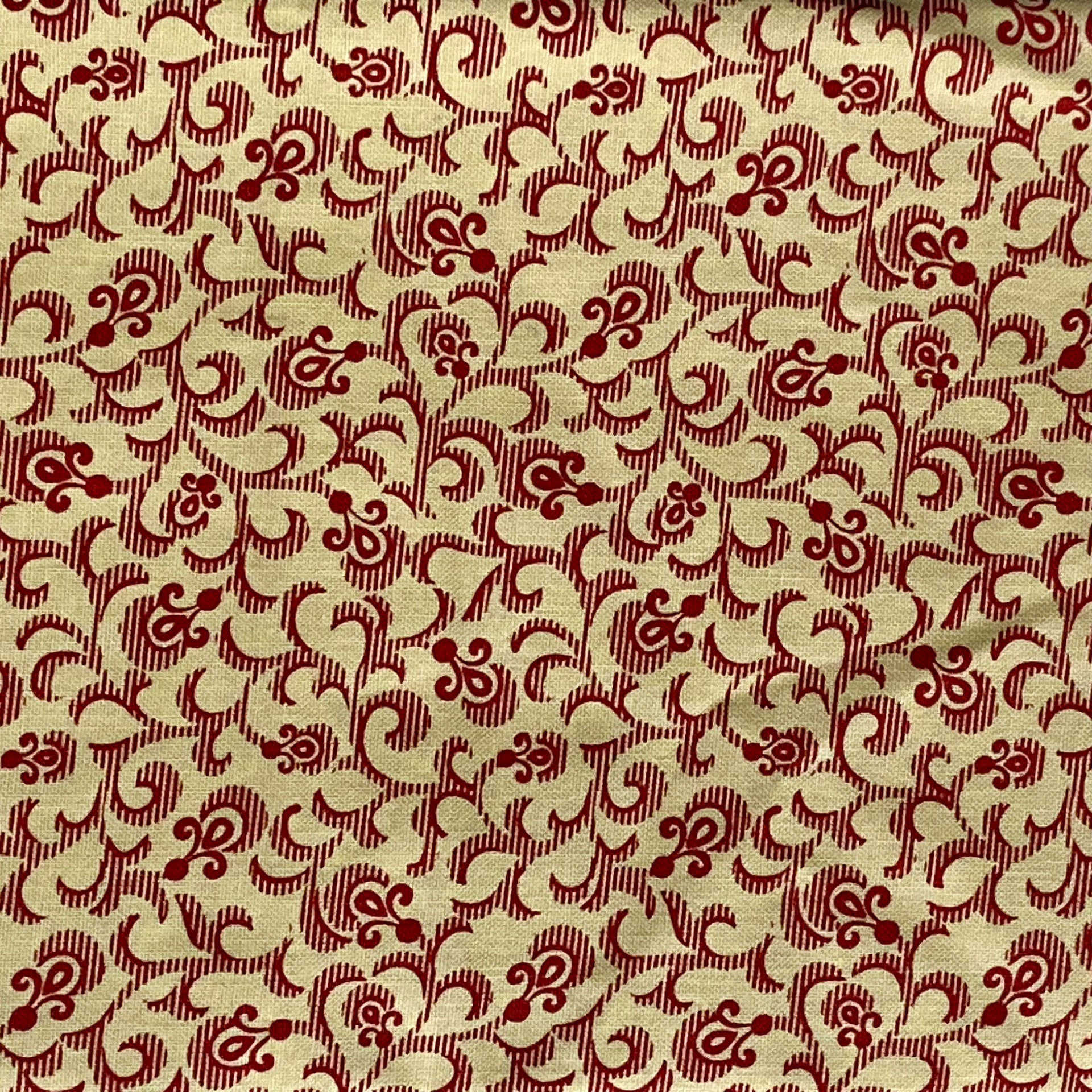 Vintage Rouge