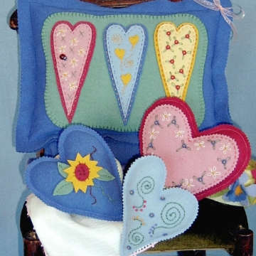 Wool Applique Designs, Patterns and Kits for Penny Rugs