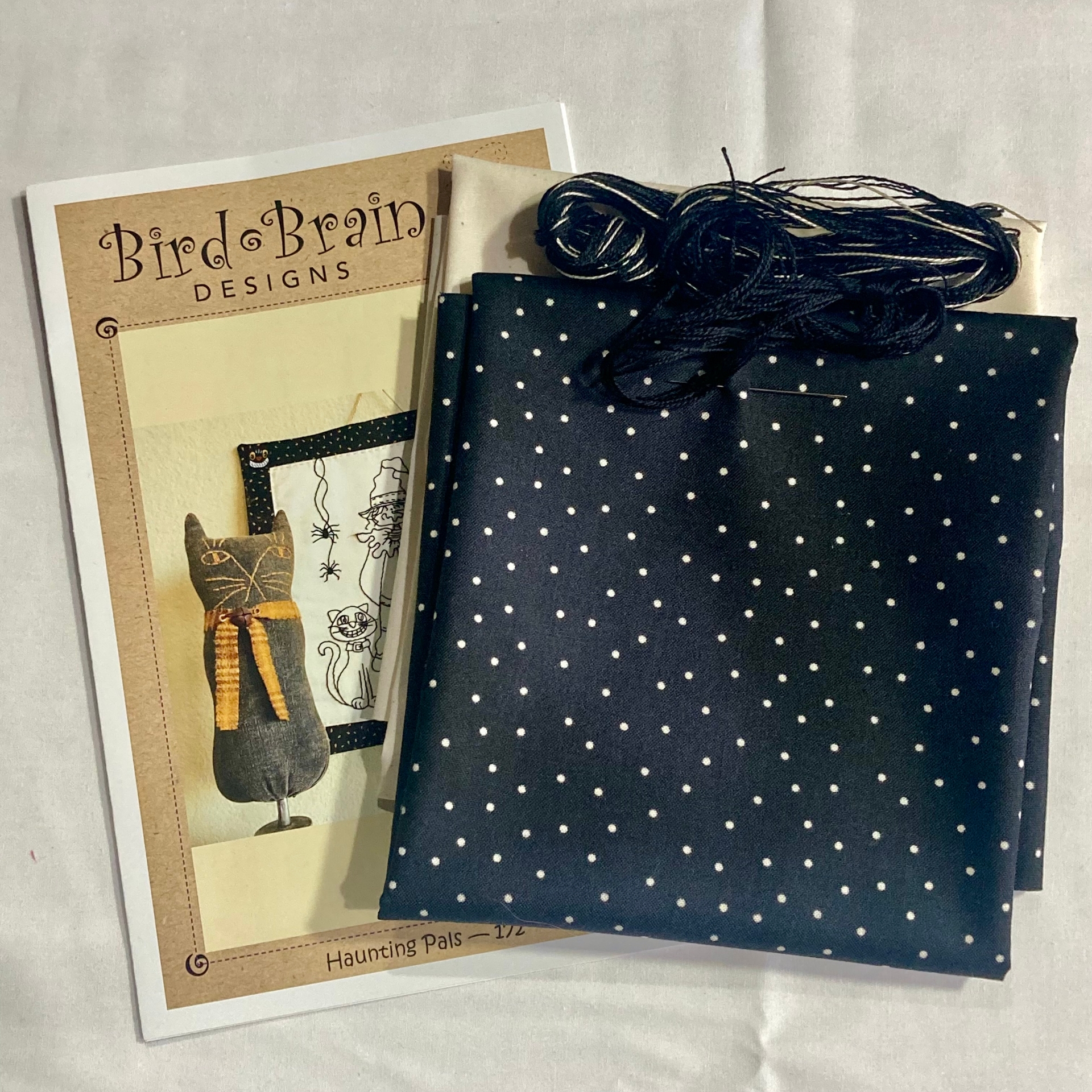 Haunting Pals - Hand Embroidery Complete Kit