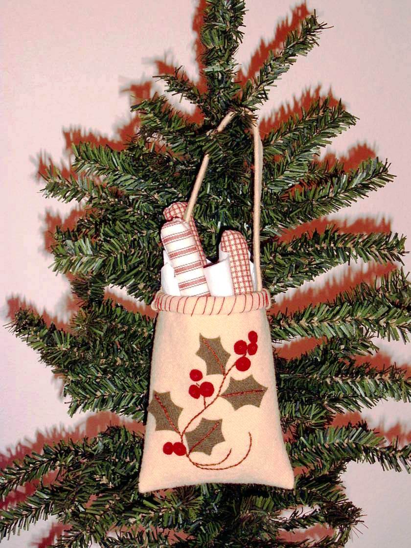Holiday Holly Wool Gift Bag - Wool Applique Pattern - Download